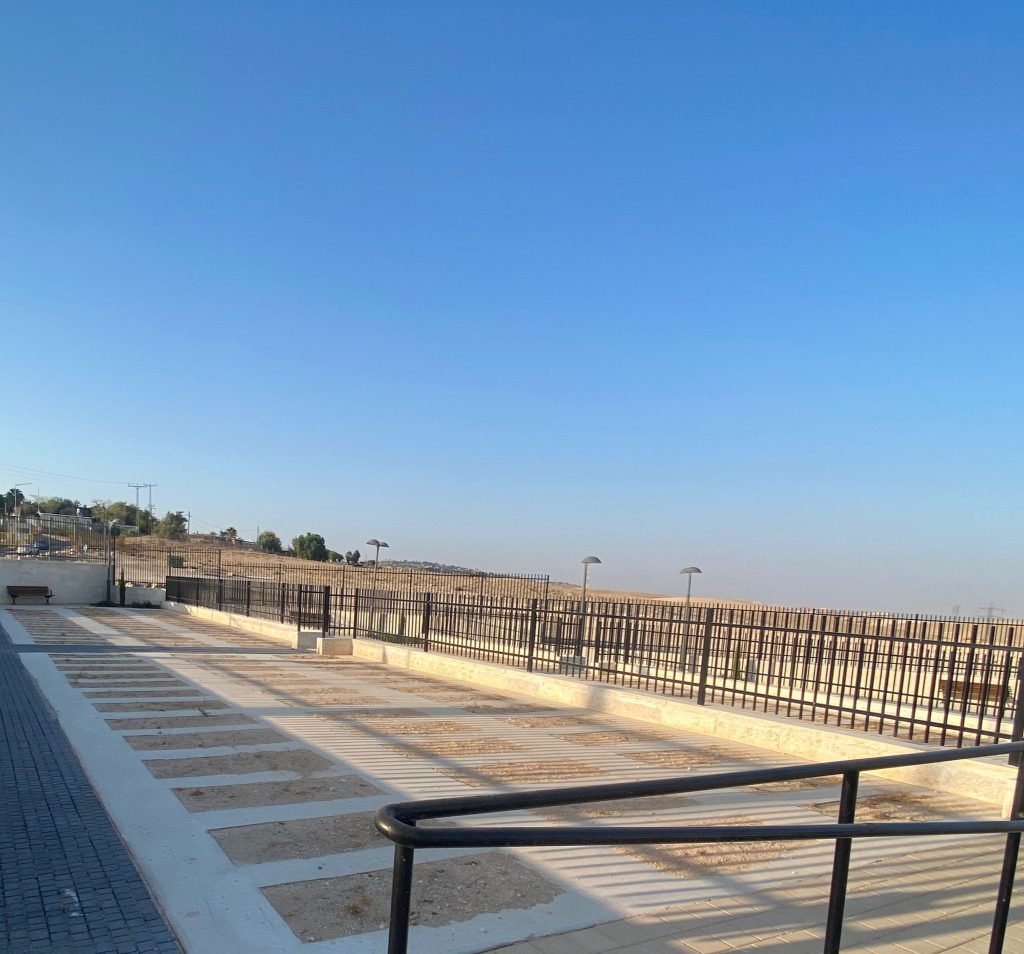 Burial Plots in Maaleh Adumim
